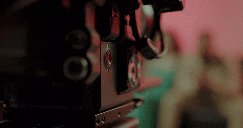 Make A 3D Camera Look At An Object In Blender | Easy Steps